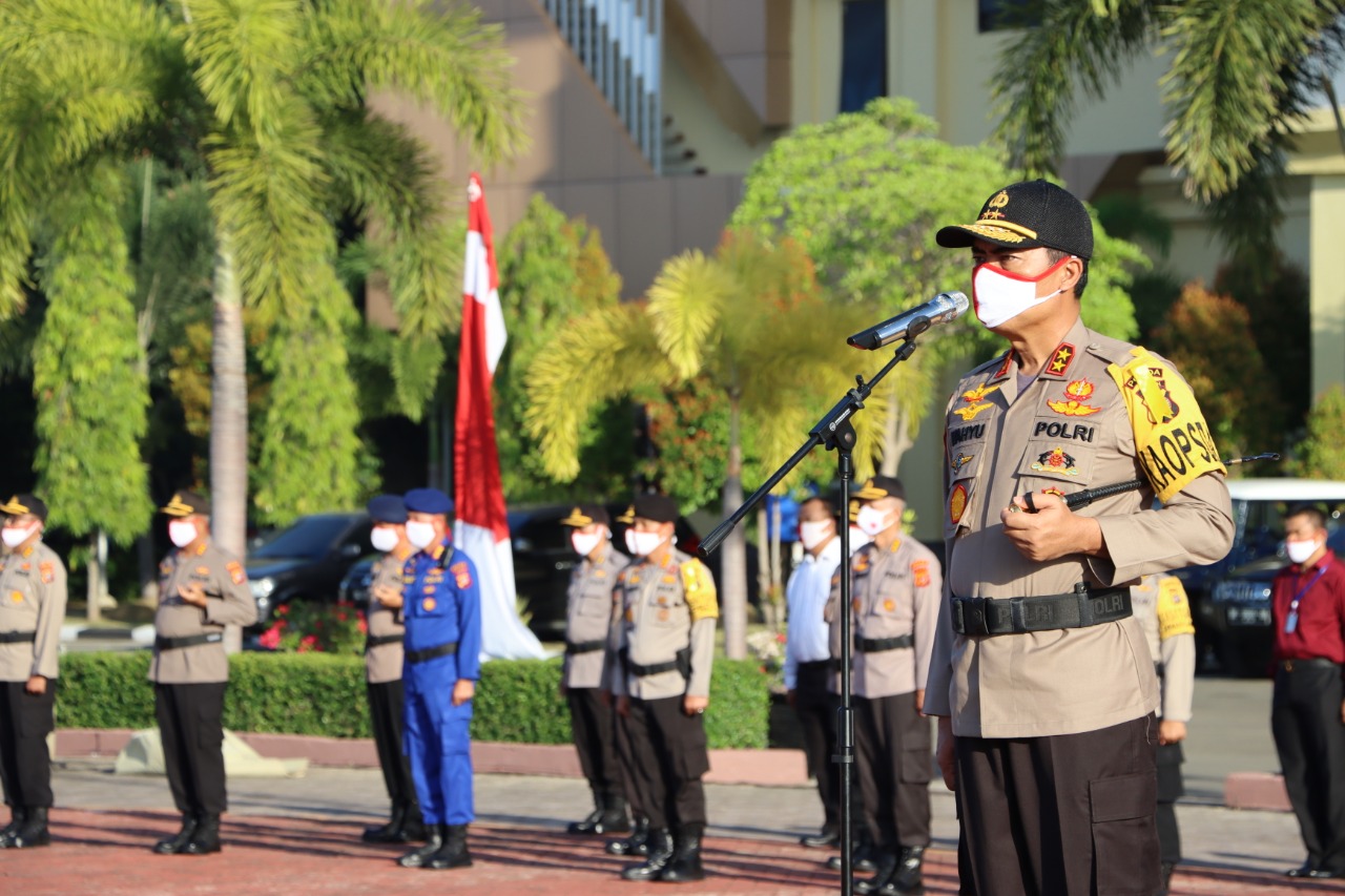 Kapolda Aceh Pimpin Upacara Kenaikan Pangkat Personel | Analisa Aceh